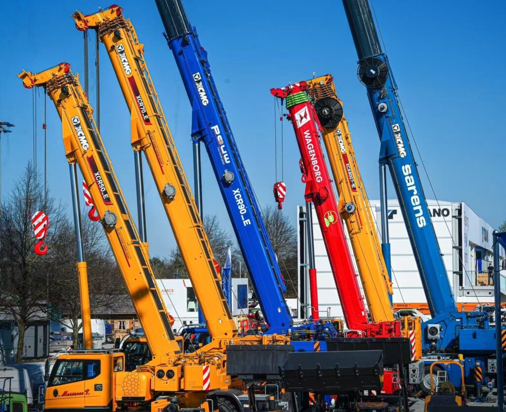 SOLUÇÕES INTELIGENTES PARA MOVIMENTAÇÃO DE CARGAS - Crane Brasil